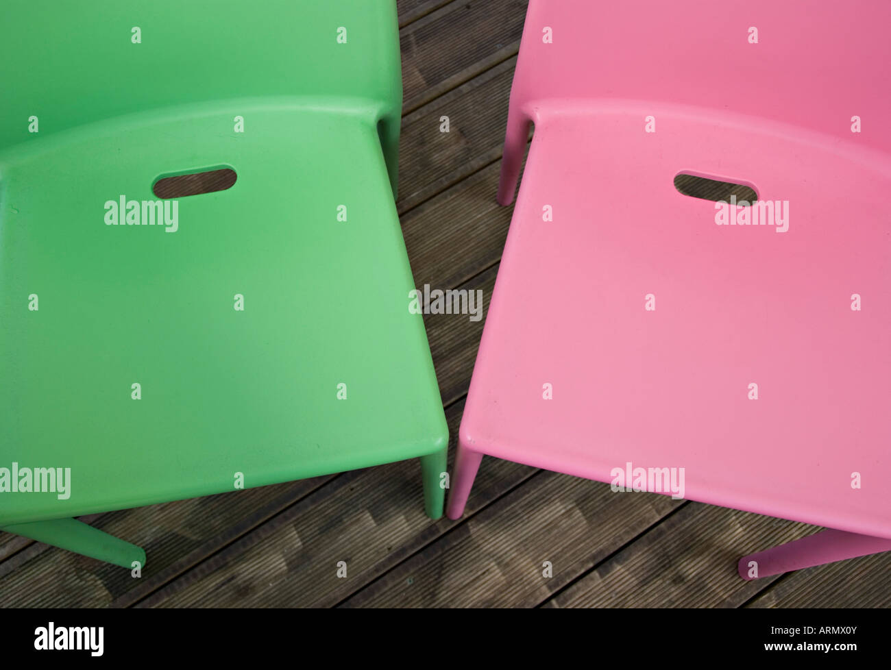 Plastic chairs uk hi-res stock photography and images - Alamy
