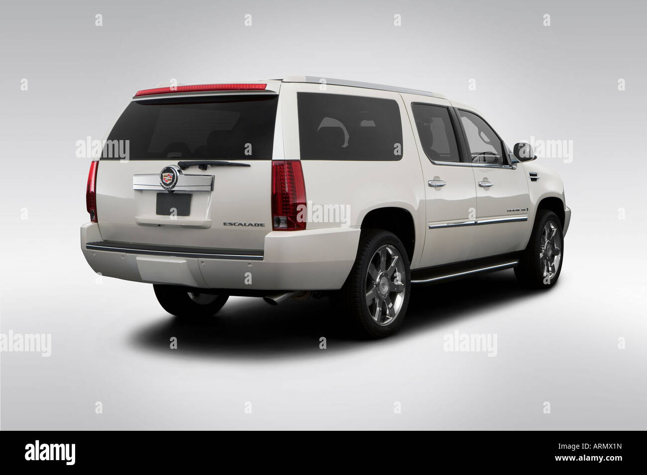 Cadillac escalade esv hi-res stock photography and images - Alamy
