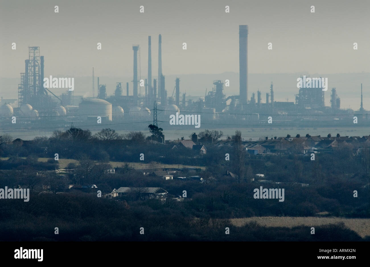 SHELLHAVEN THAMESHAVEN OIL REFINERY AT CORYTON ESSEX ENGLAND 2008 Stock ...