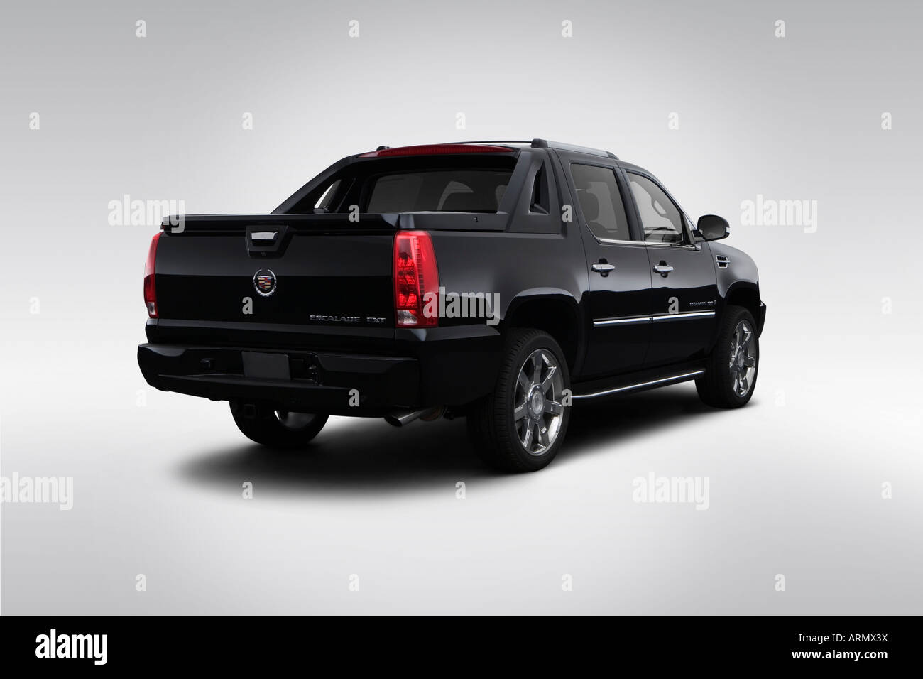 Cadillac escalade ext hi-res stock photography and images - Alamy