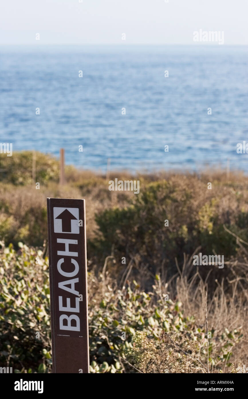 A sign is pointing the way to the beach at Point Dume beach, in Malibu ...