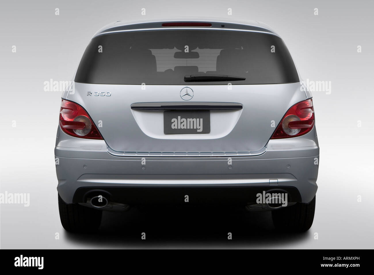 Mercedes benz r350 hi-res stock photography and images - Alamy