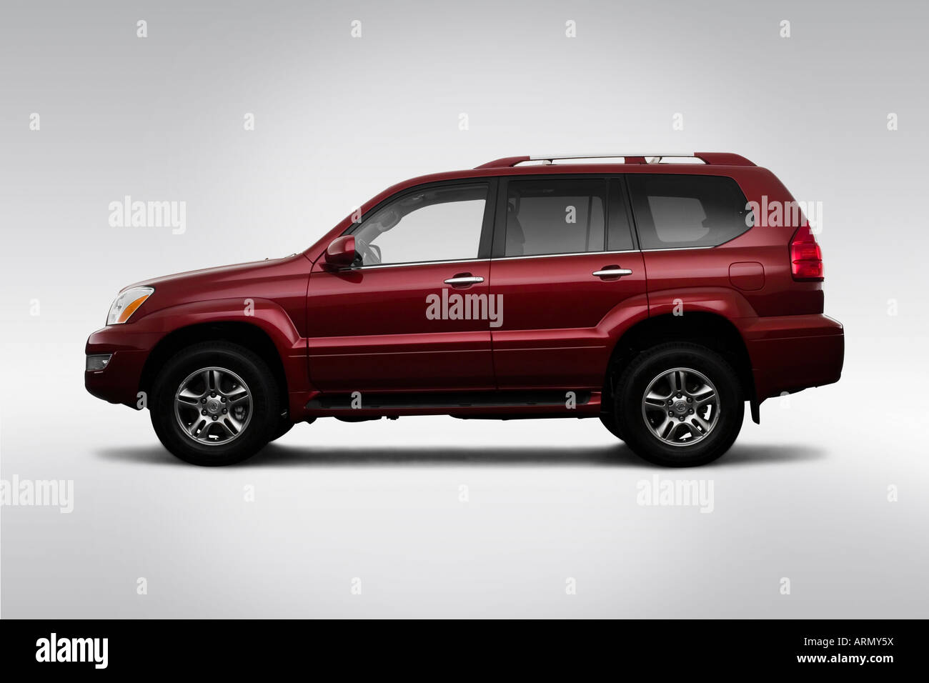 Lexus gx470 hi-res stock photography and images - Alamy