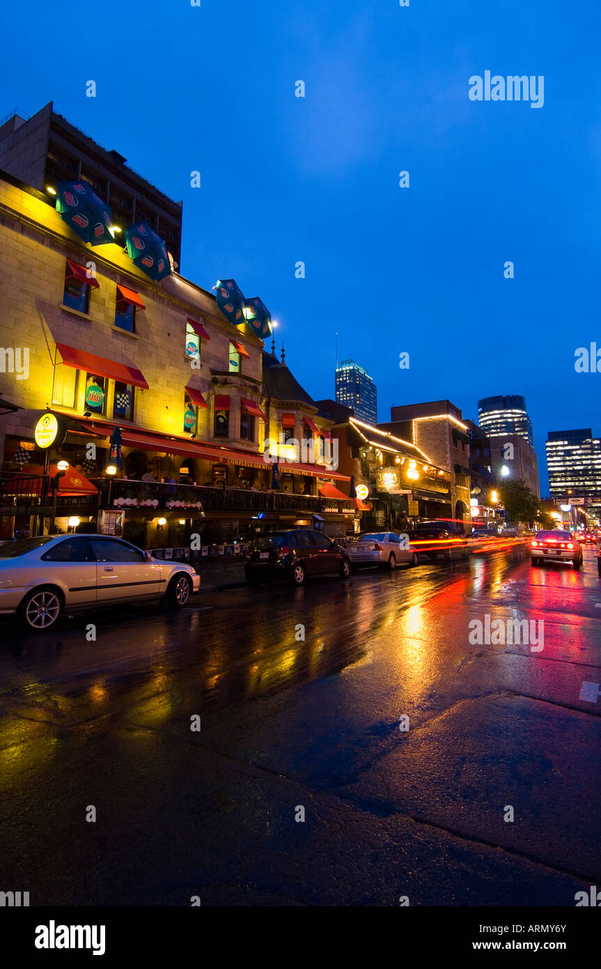 Evening along popular night life area of Crescent Street, Montreal ...