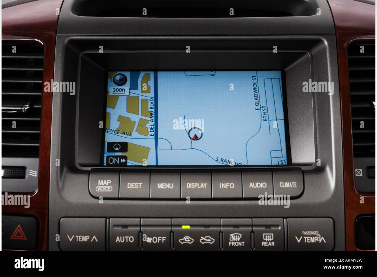 Lexus gx470 hi-res stock photography and images - Alamy