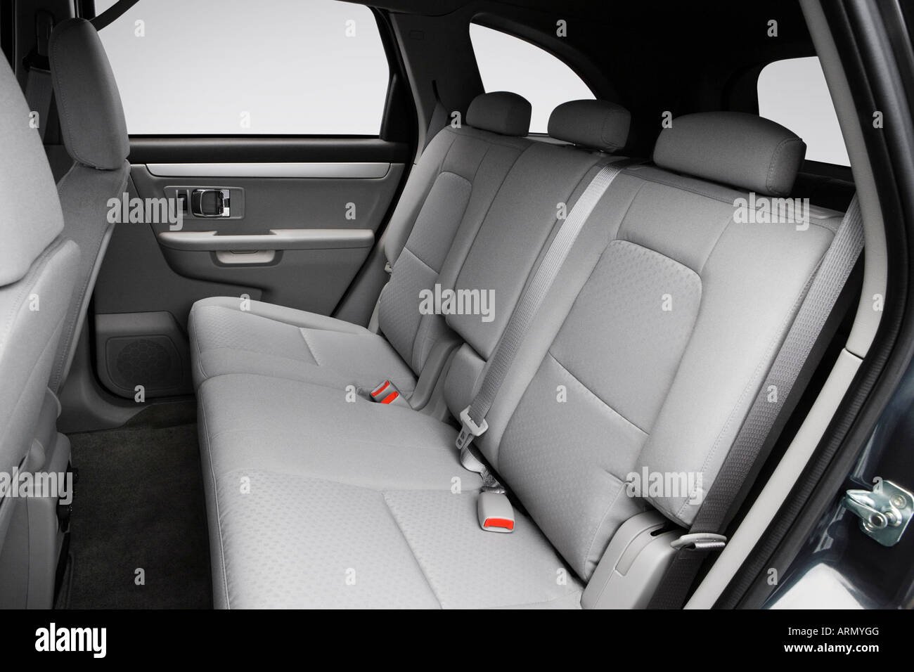 2008 Suzuki XL7 in Silver - Rear seats Stock Photo - Alamy