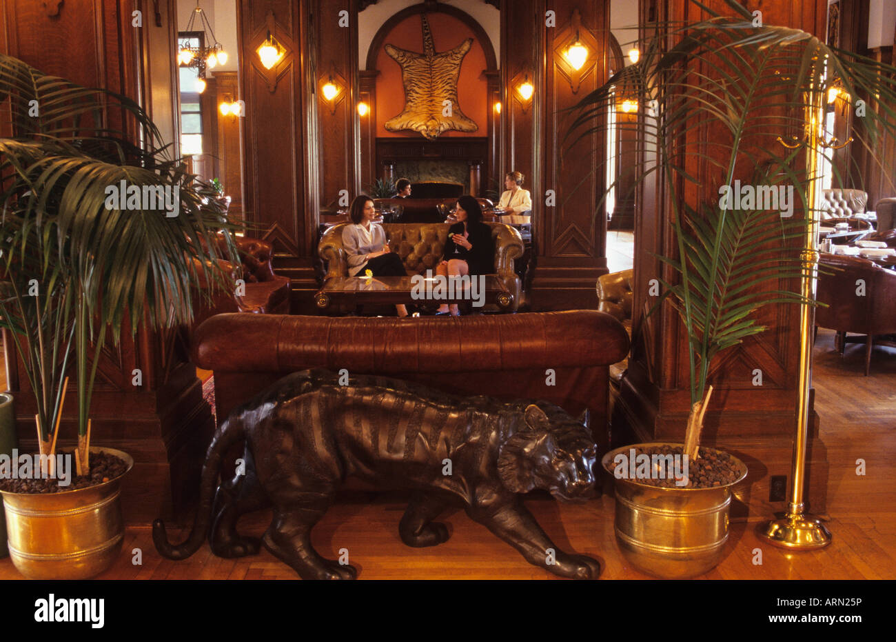 Empress Hotel, bengal Lounge, Victoria, Vancouver Island, British ...