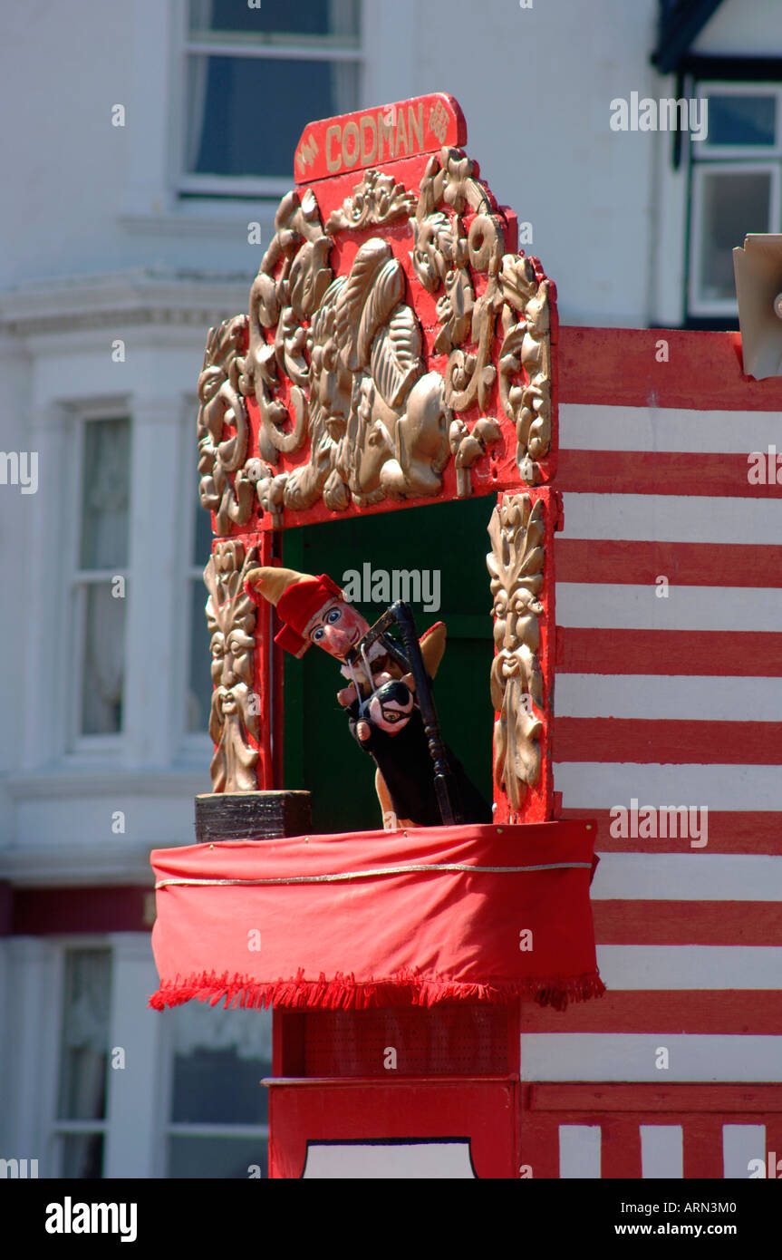Llandudno punch and judy show hi-res stock photography and images - Alamy