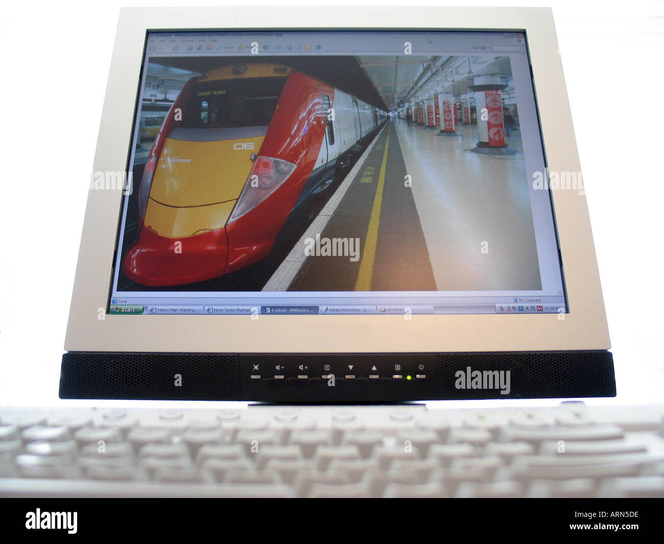 PC flat pannel monitor Stock Photo - Alamy