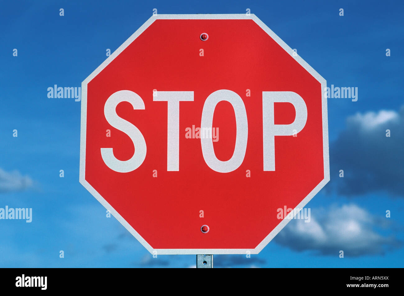 Octagon sign hi-res stock photography and images - Alamy