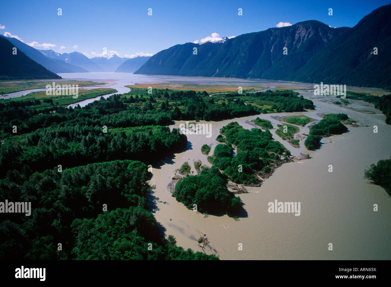 Knight inlet estuary hi-res stock photography and images - Alamy
