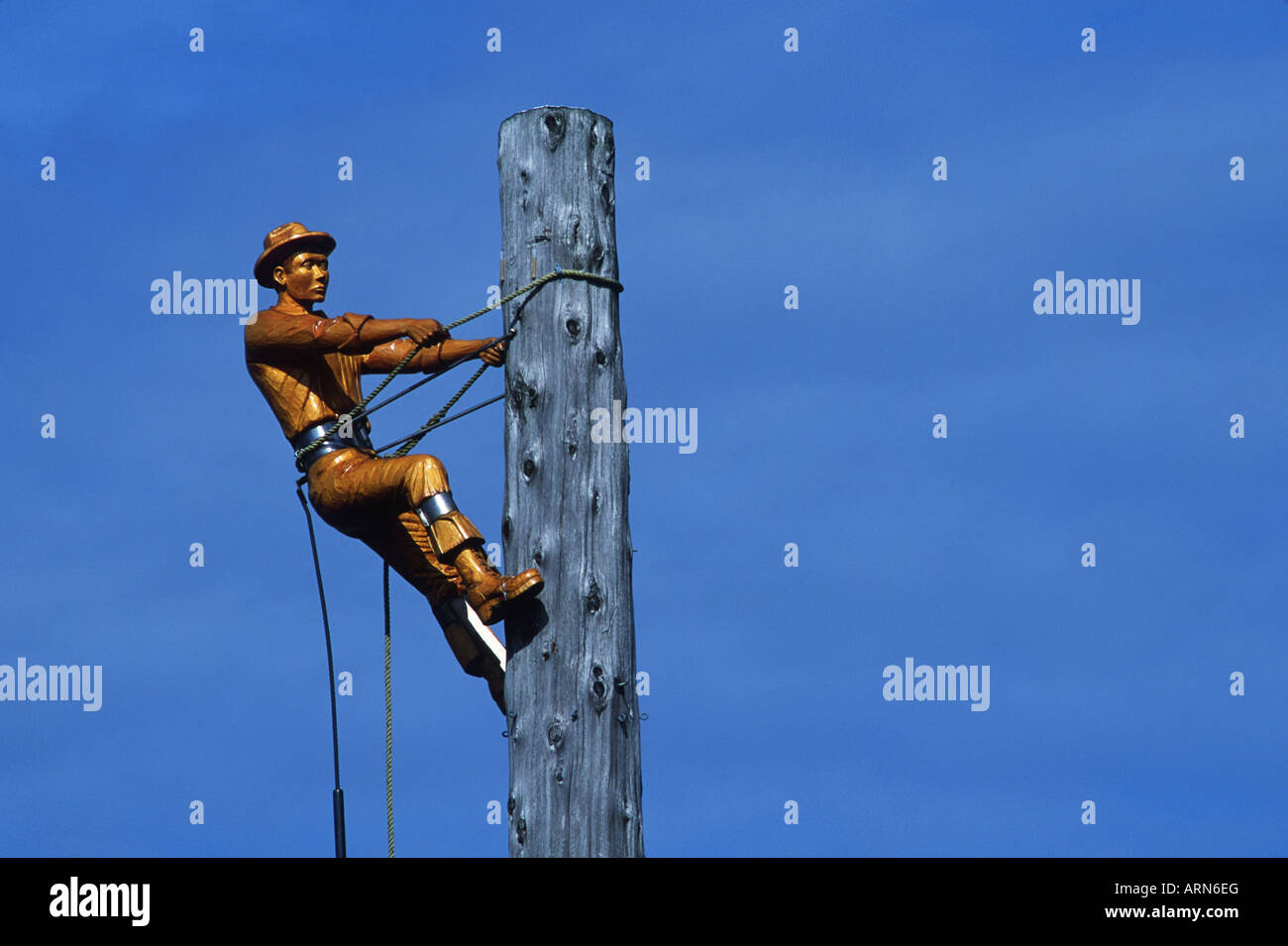 Campbell River; carving of logger on spar pole, Vancouver Island ...