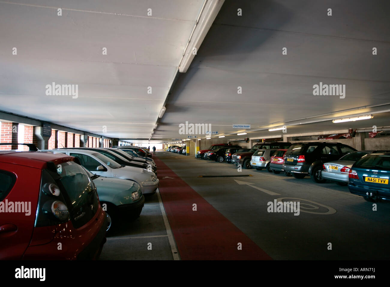 Multi storey car park uk hi-res stock photography and images - Alamy