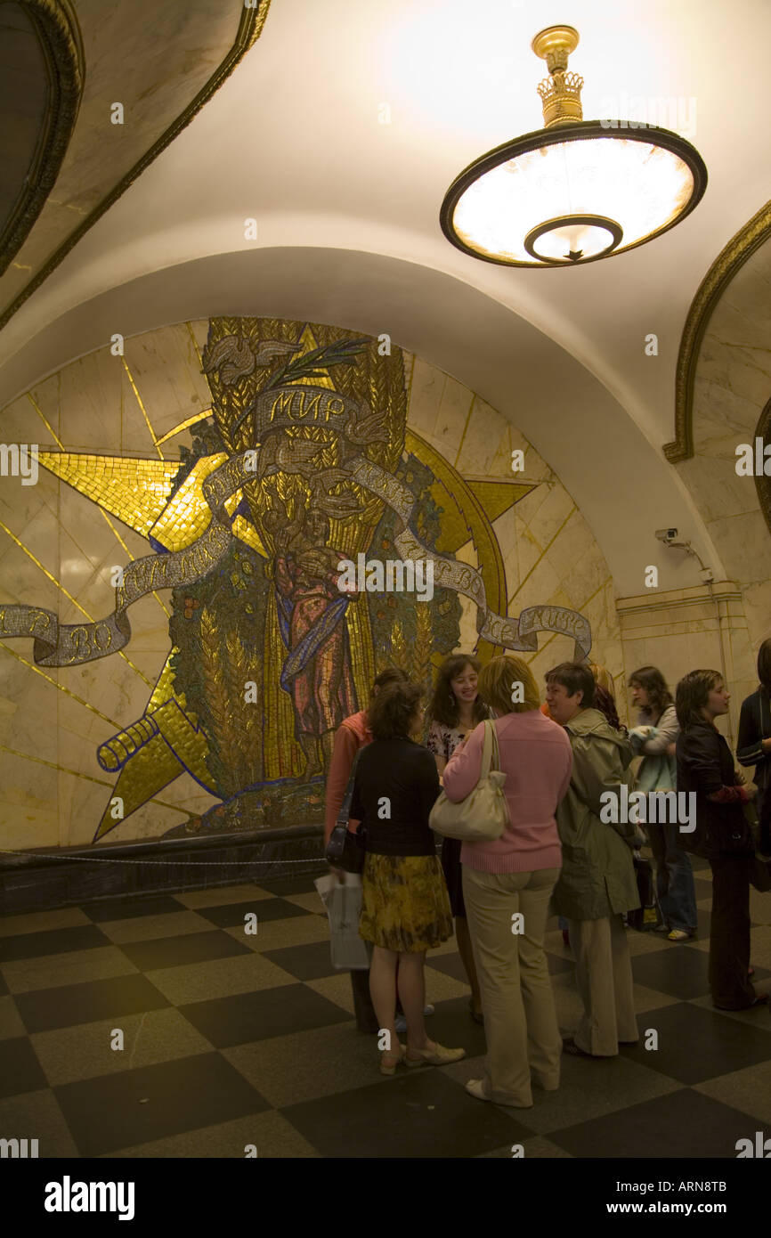 Soviet murals hi-res stock photography and images - Alamy