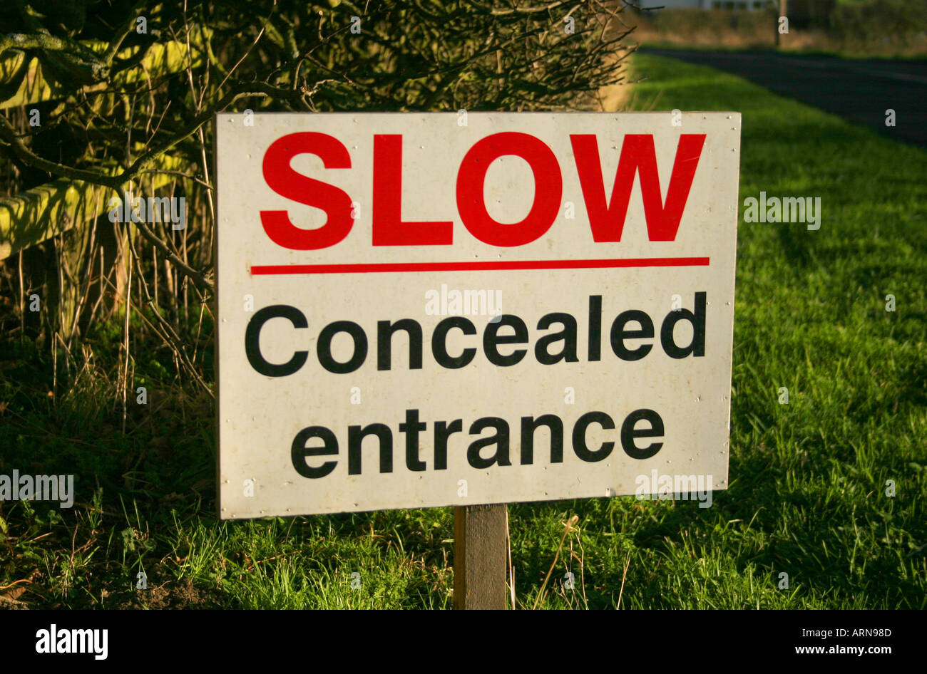 Concealed entrance sign hi-res stock photography and images - Alamy