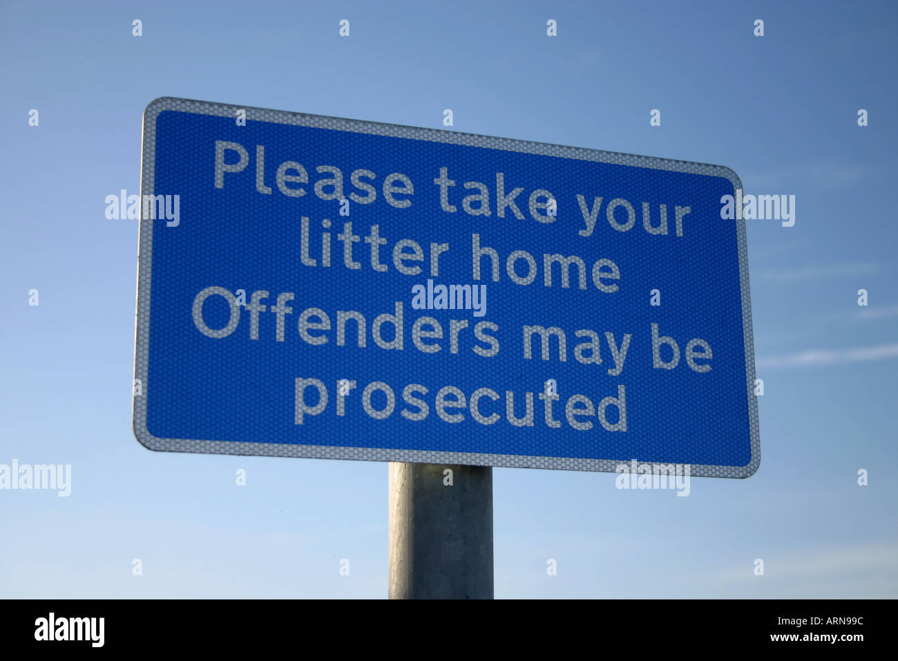 Litter Warning Sign beside the A1 motorway Northumberland United ...