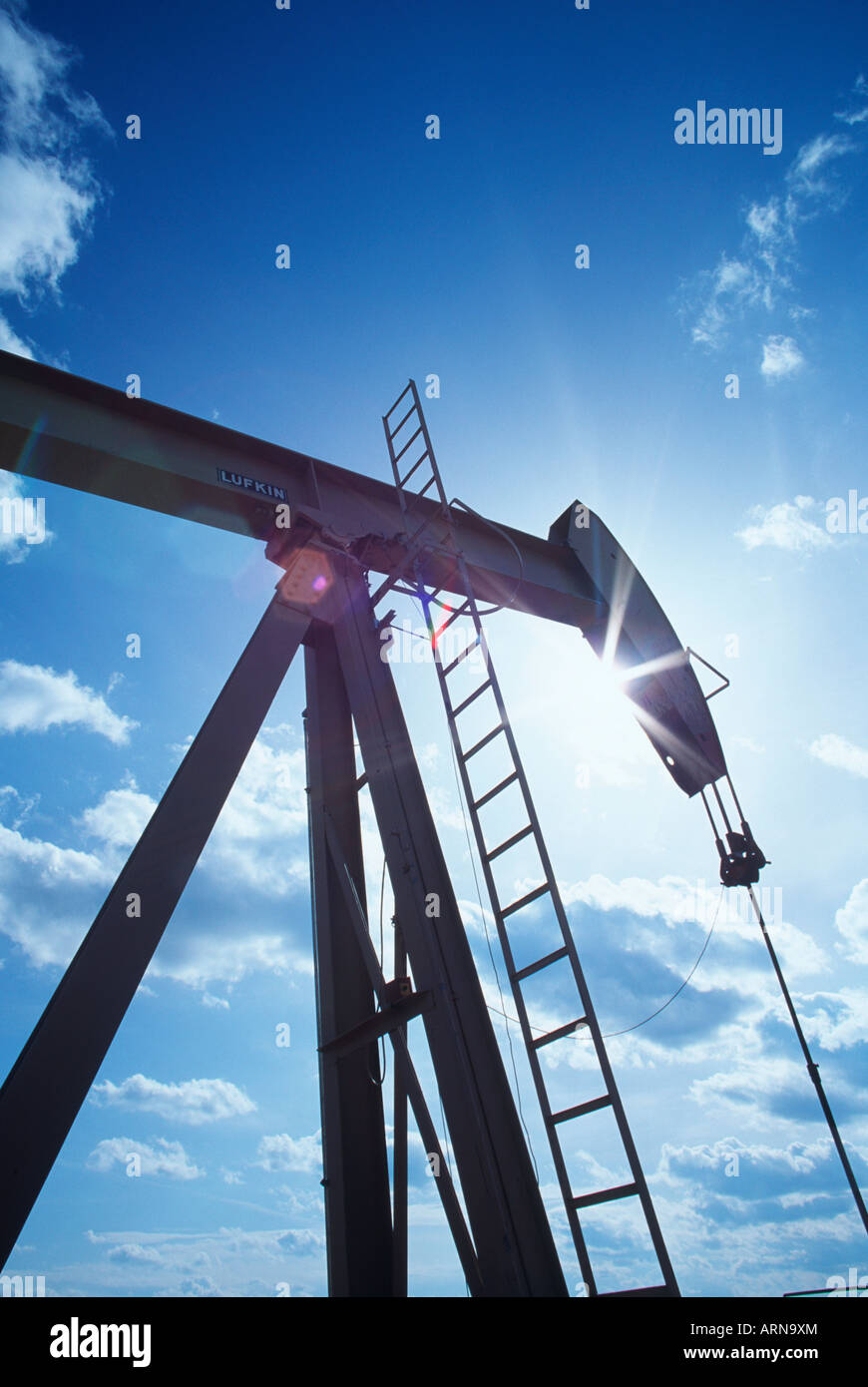 Derrick hi-res stock photography and images - Alamy