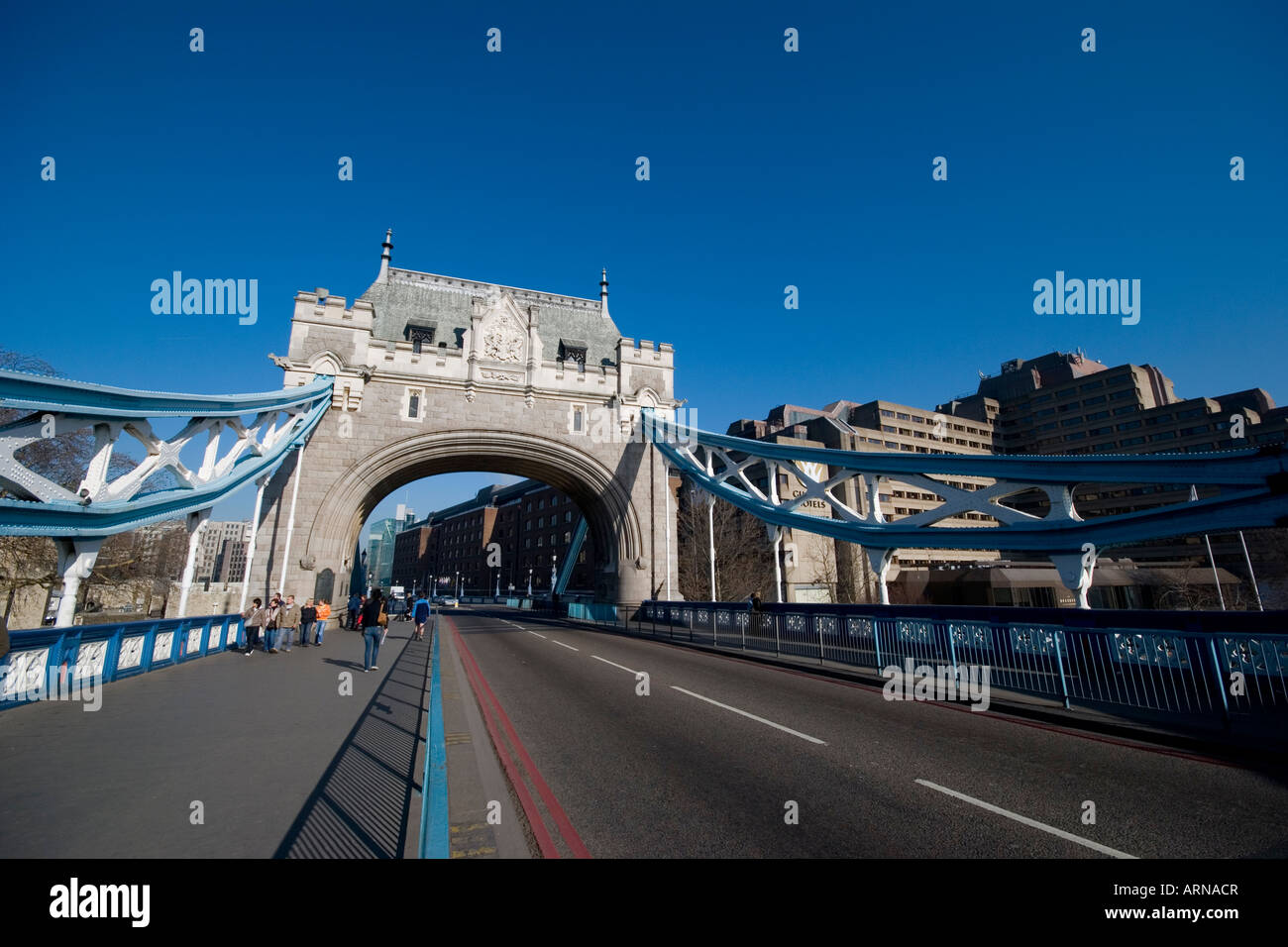 London bridge experience hi-res stock photography and images - Alamy