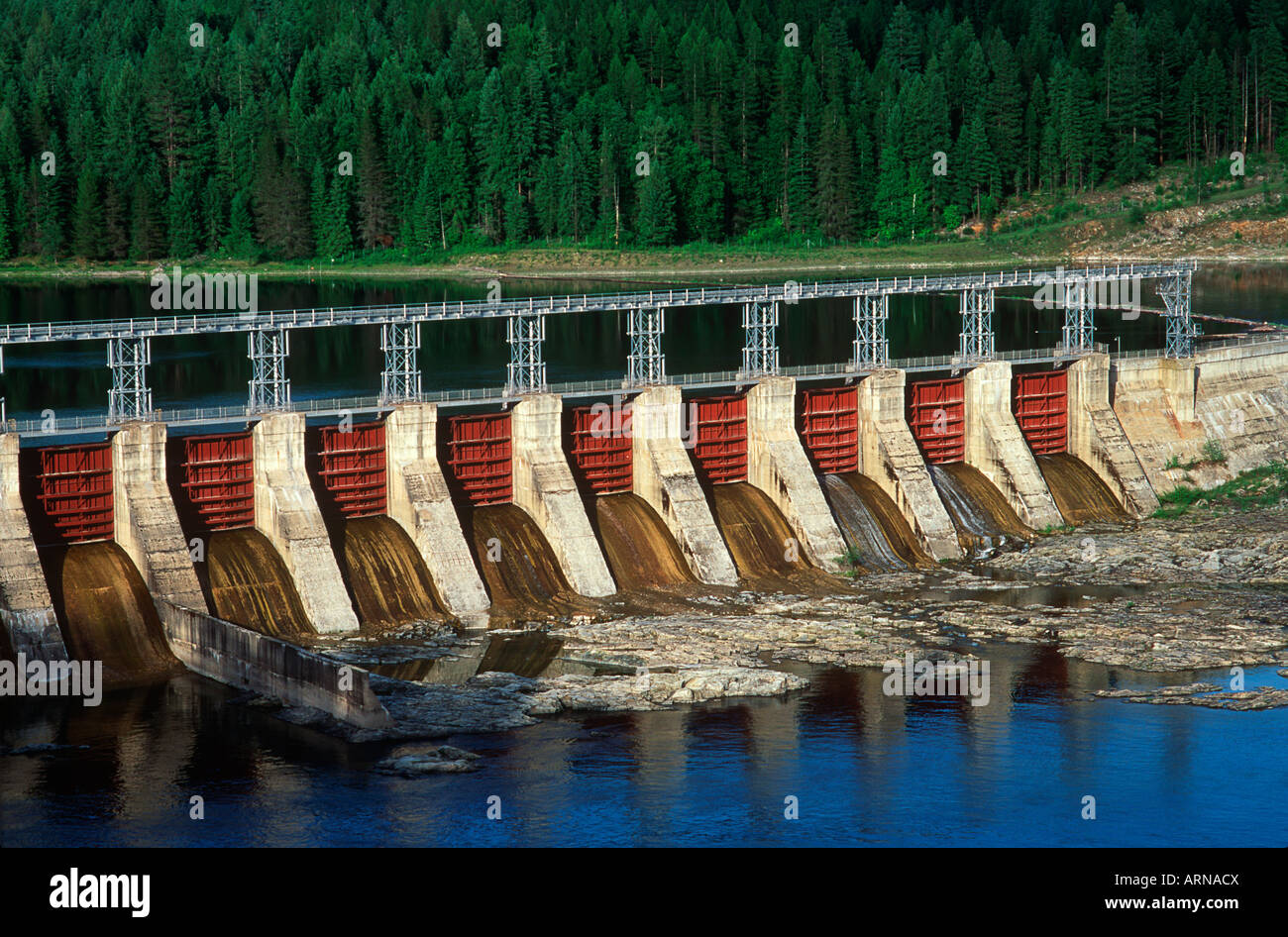 Hydro dam british columbia hi-res stock photography and images - Alamy