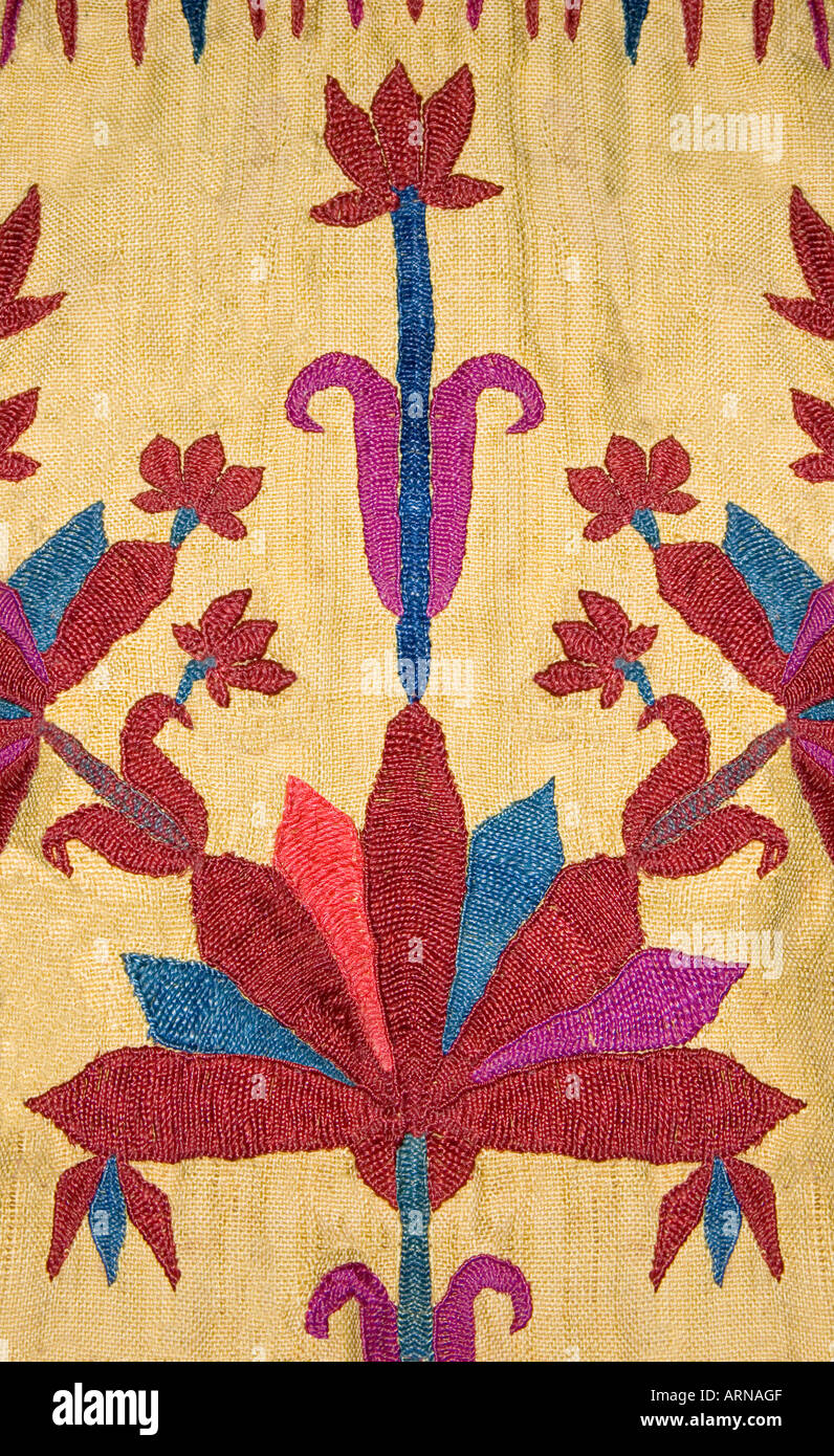 Palestine costume hi-res stock photography and images - Alamy