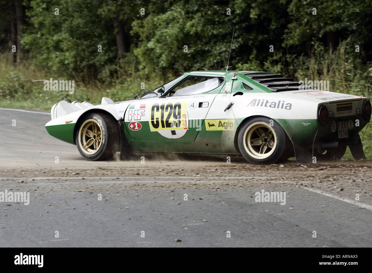 Lancia Stratos Rally Wallpaper