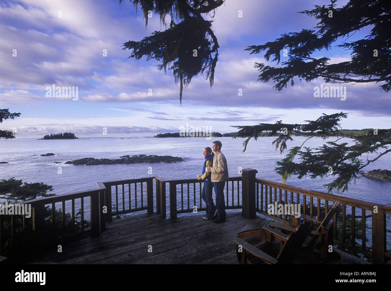 Middle Beach Lodge Resort guests enjoy vista of Pacific Ocean from sun ...