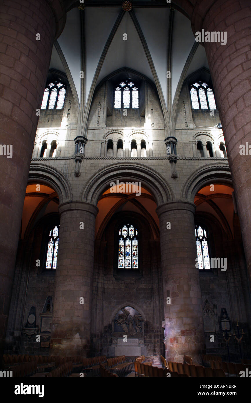 Gloucester cathedral nave hi-res stock photography and images - Alamy