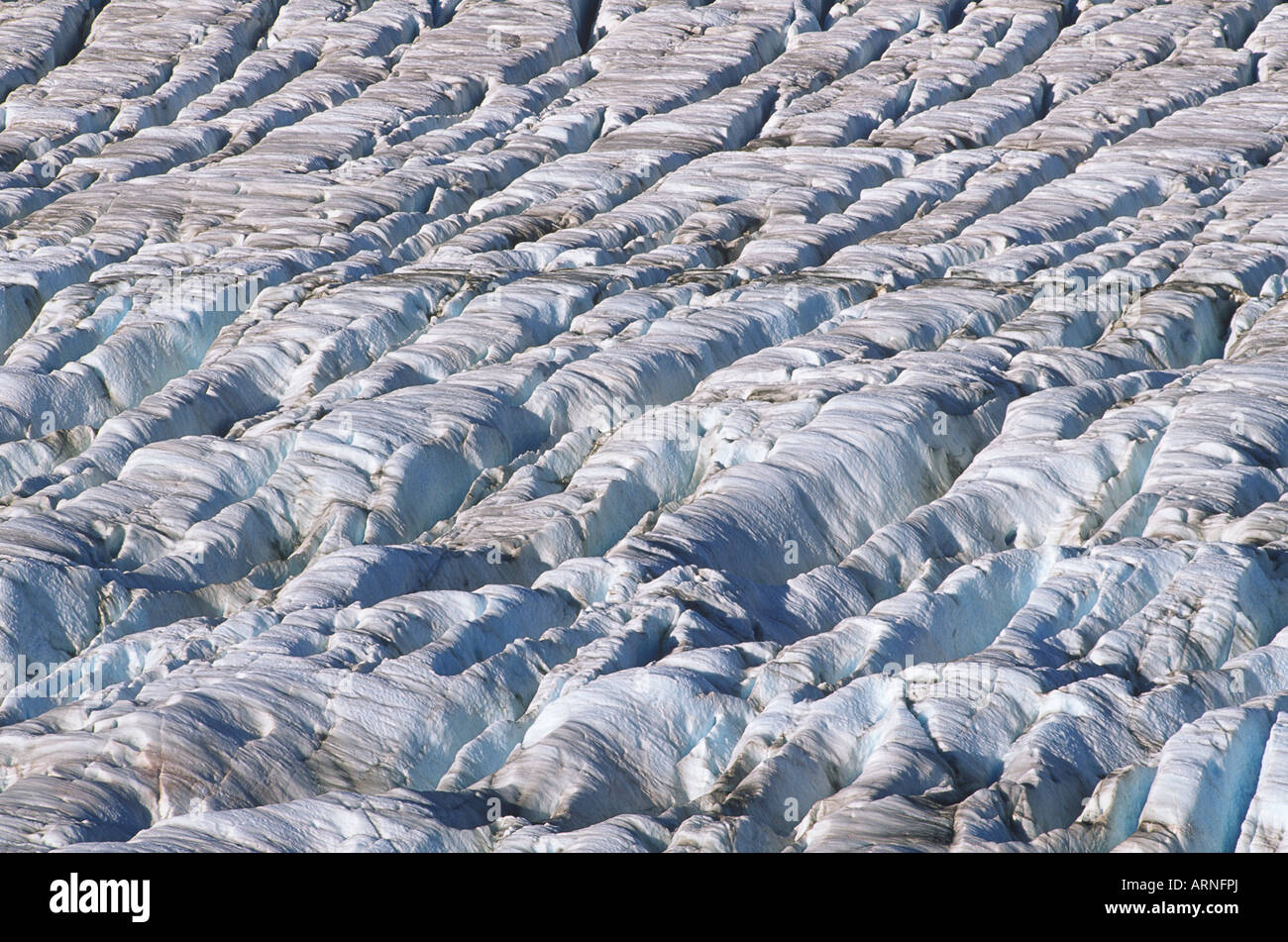 Pattern of ice fissures hi-res stock photography and images - Alamy