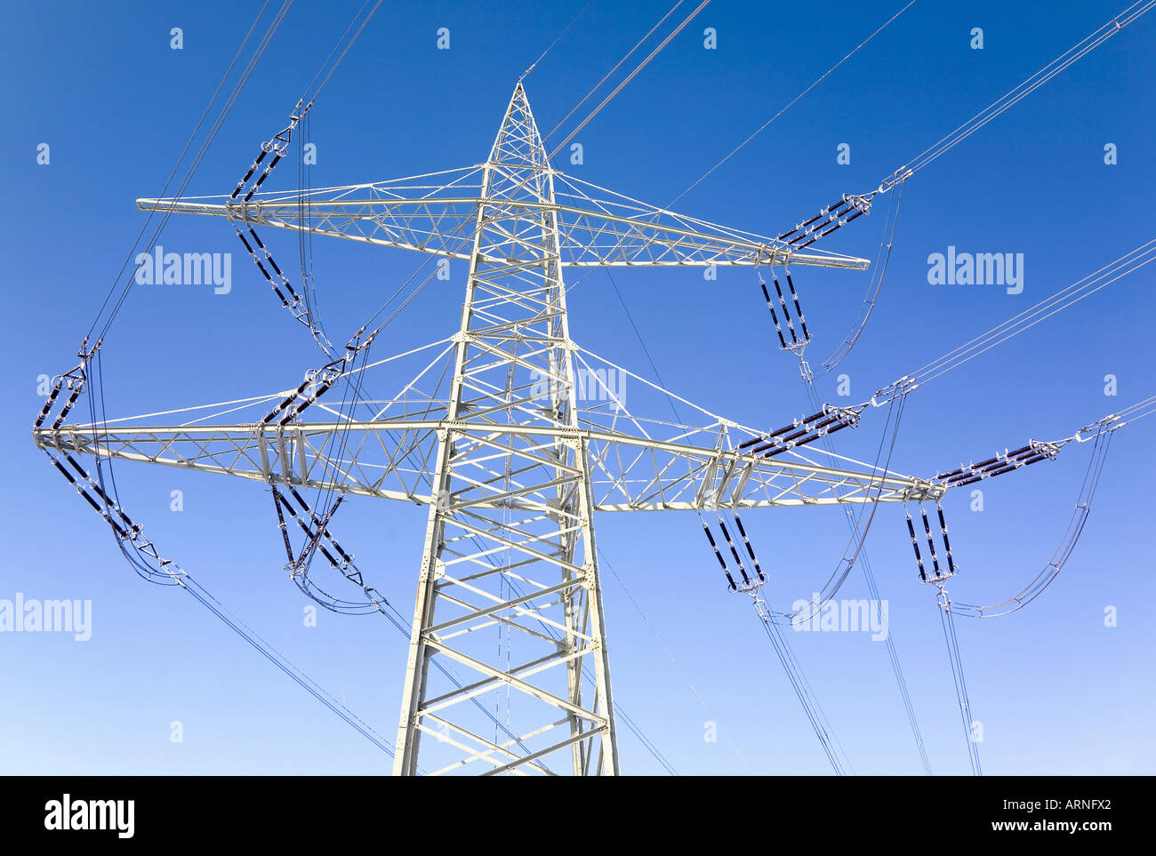 Transmission line hi-res stock photography and images - Alamy