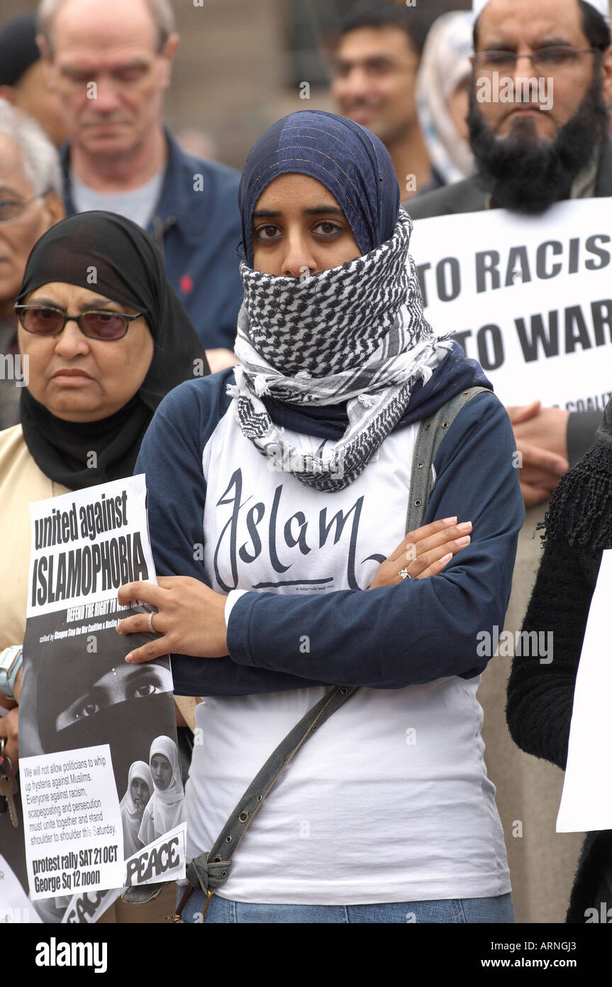 Muslim islam islamophobia hi-res stock photography and images - Alamy