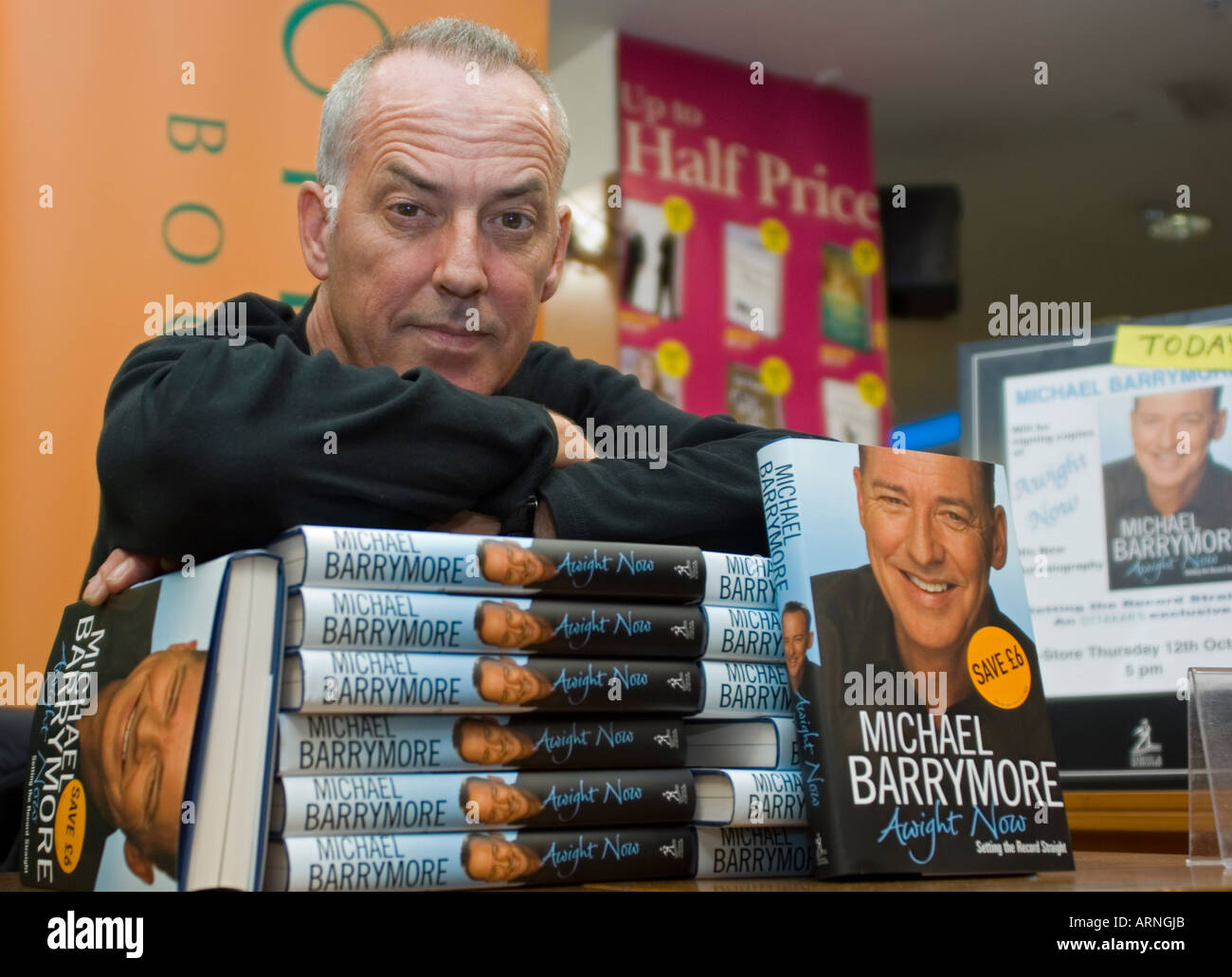 Michael barrymore hi-res stock photography and images - Alamy