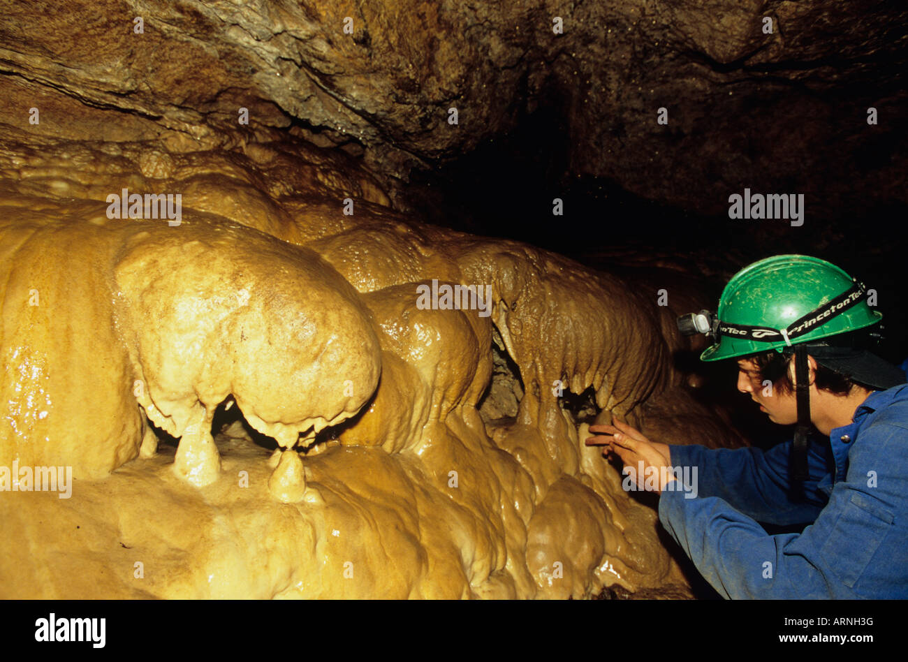 Horne Lake Caves, Limestone calcite, Vancouver Island, British Columbia ...