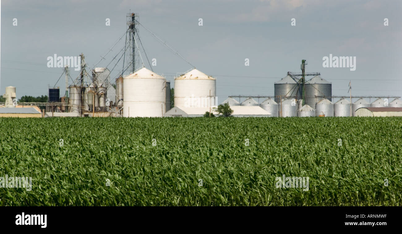 Nebraska grain storage hi-res stock photography and images - Alamy