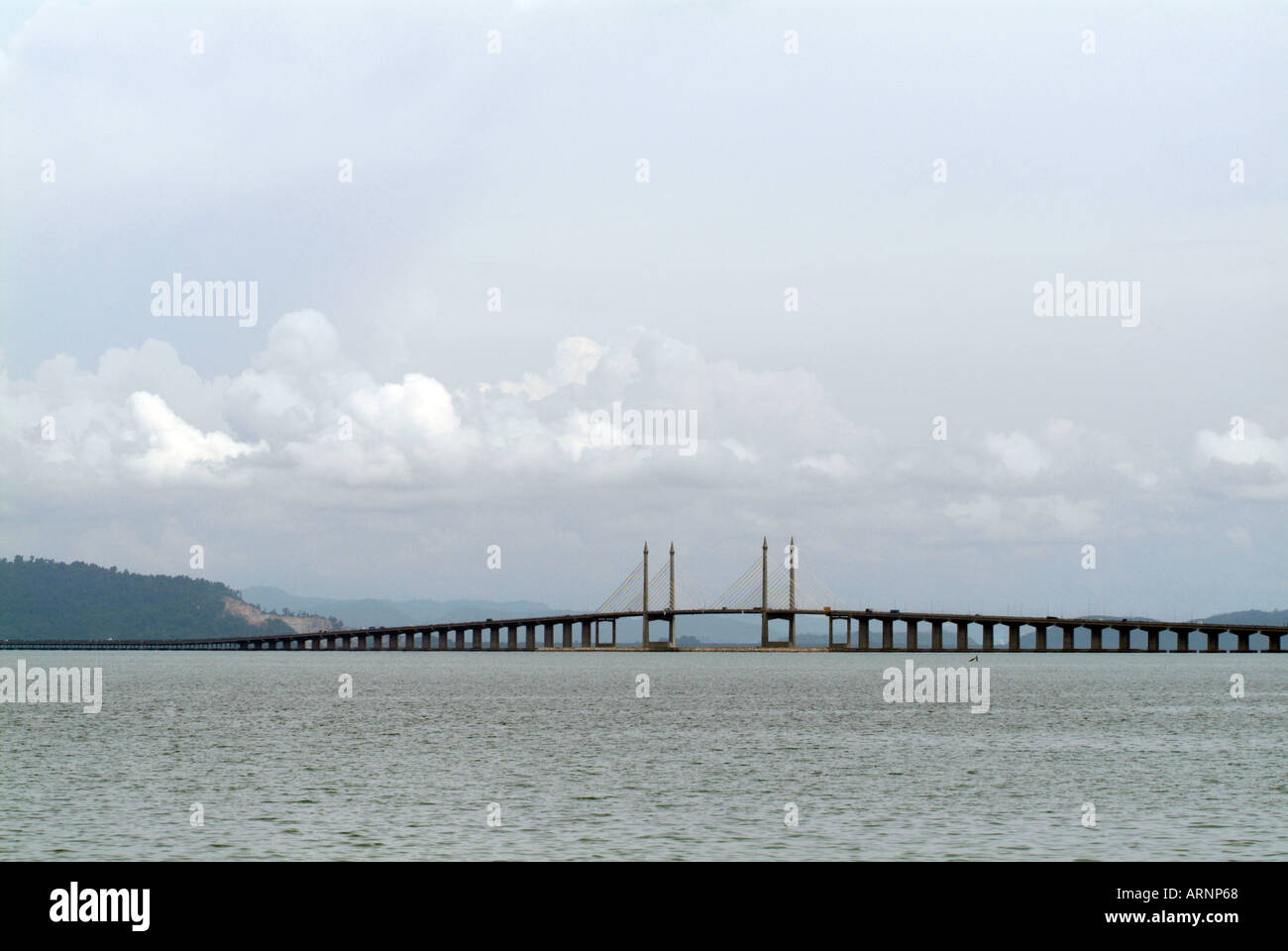 Malaysia, PENANG, BRIDGE, is, a, 13.5 km, long, bridge, stretching ...