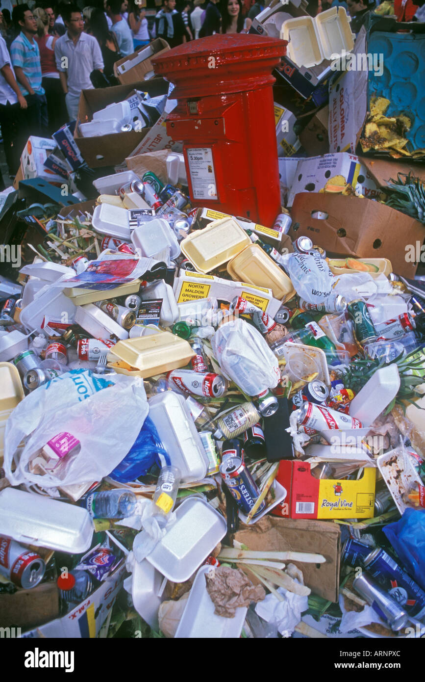 Pillar of plastic bottles hi-res stock photography and images - Alamy