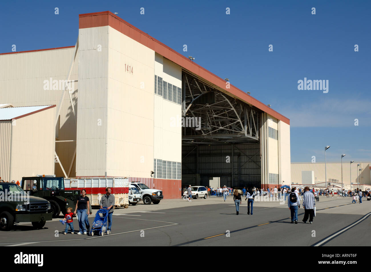 Visitors walking into hangars at Edwards Air Force Base Open House and ...