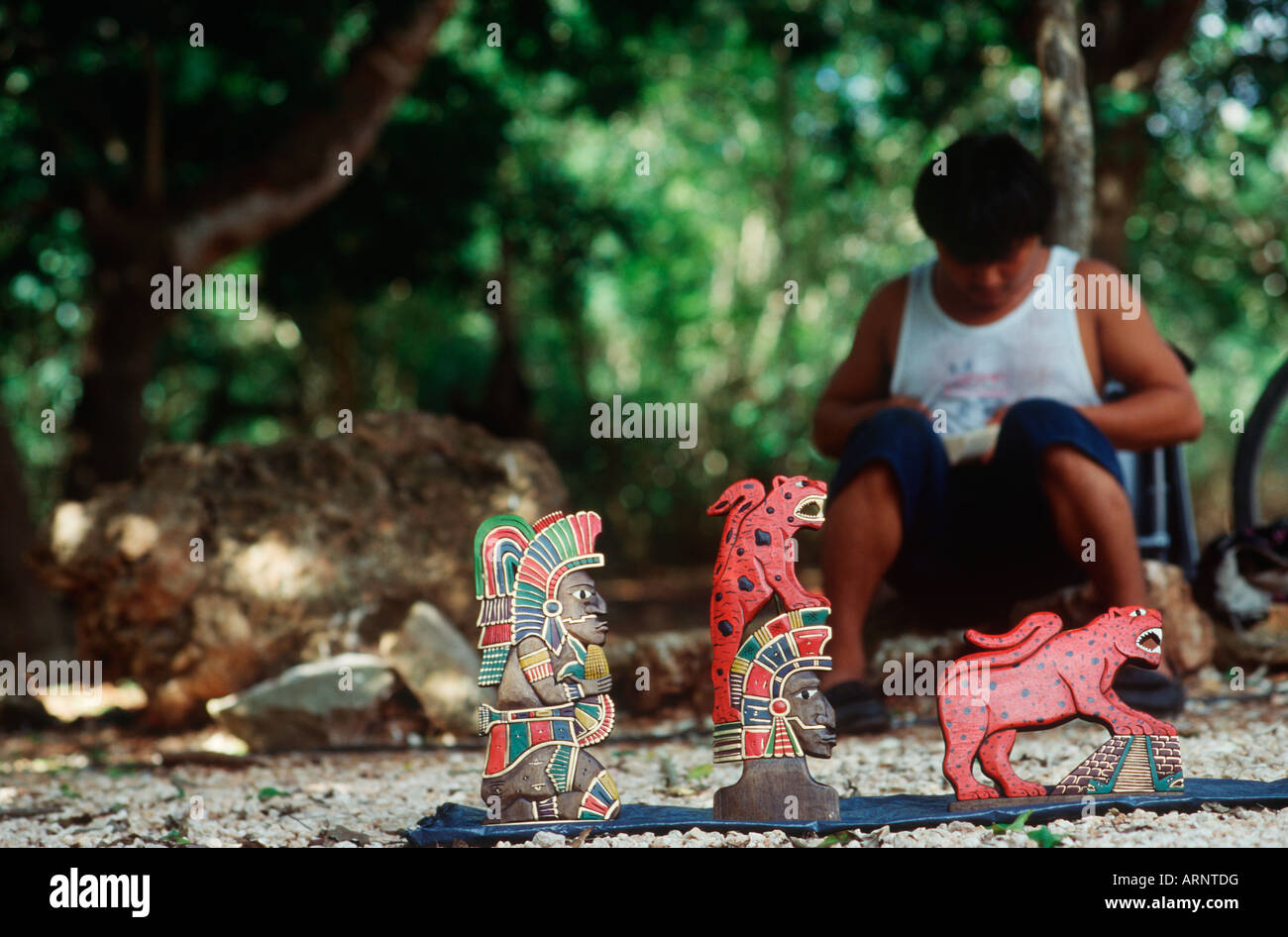 Mayan wood craft hi-res stock photography and images - Alamy
