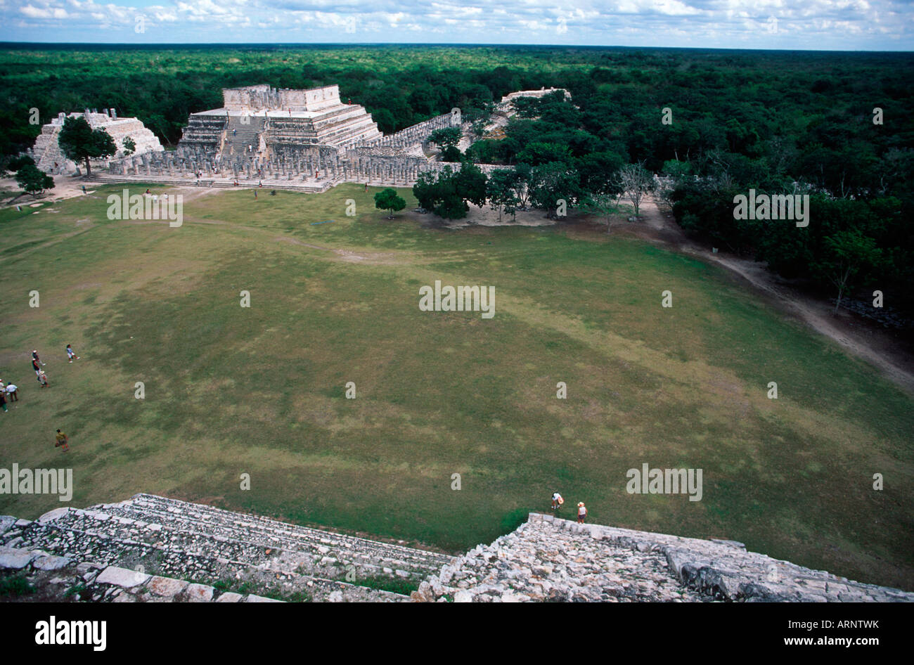 Mexico, Yucatan Peninsula at Chichen Itza, Temple of the warriors ...