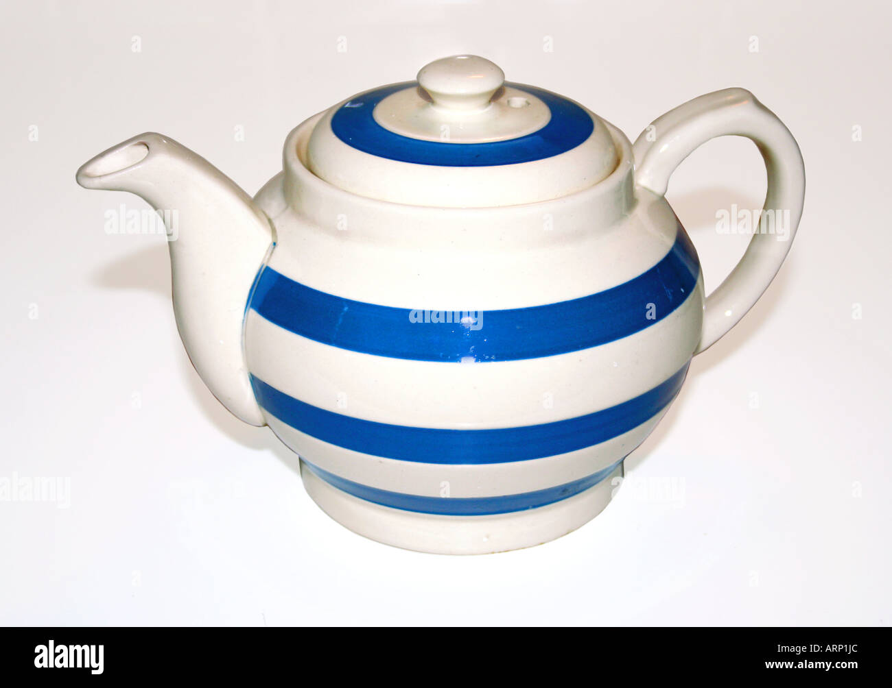 Cornishware pottery hi-res stock photography and images - Alamy