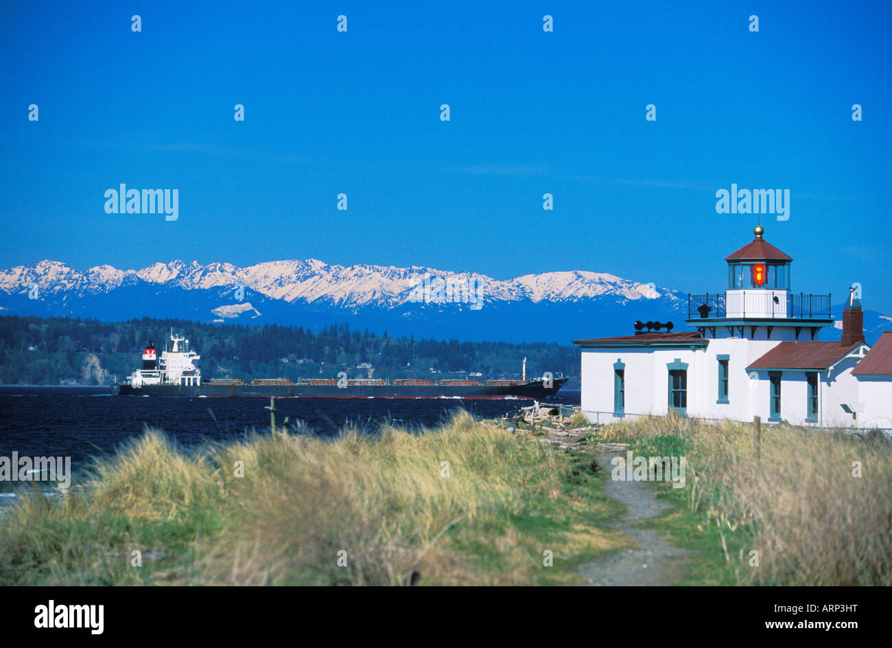 USA, Washington State, Seattle, West Point Light at Discovery Park ...