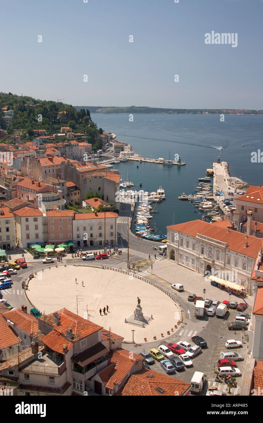 Piran harbour and tartini square hi-res stock photography and images ...