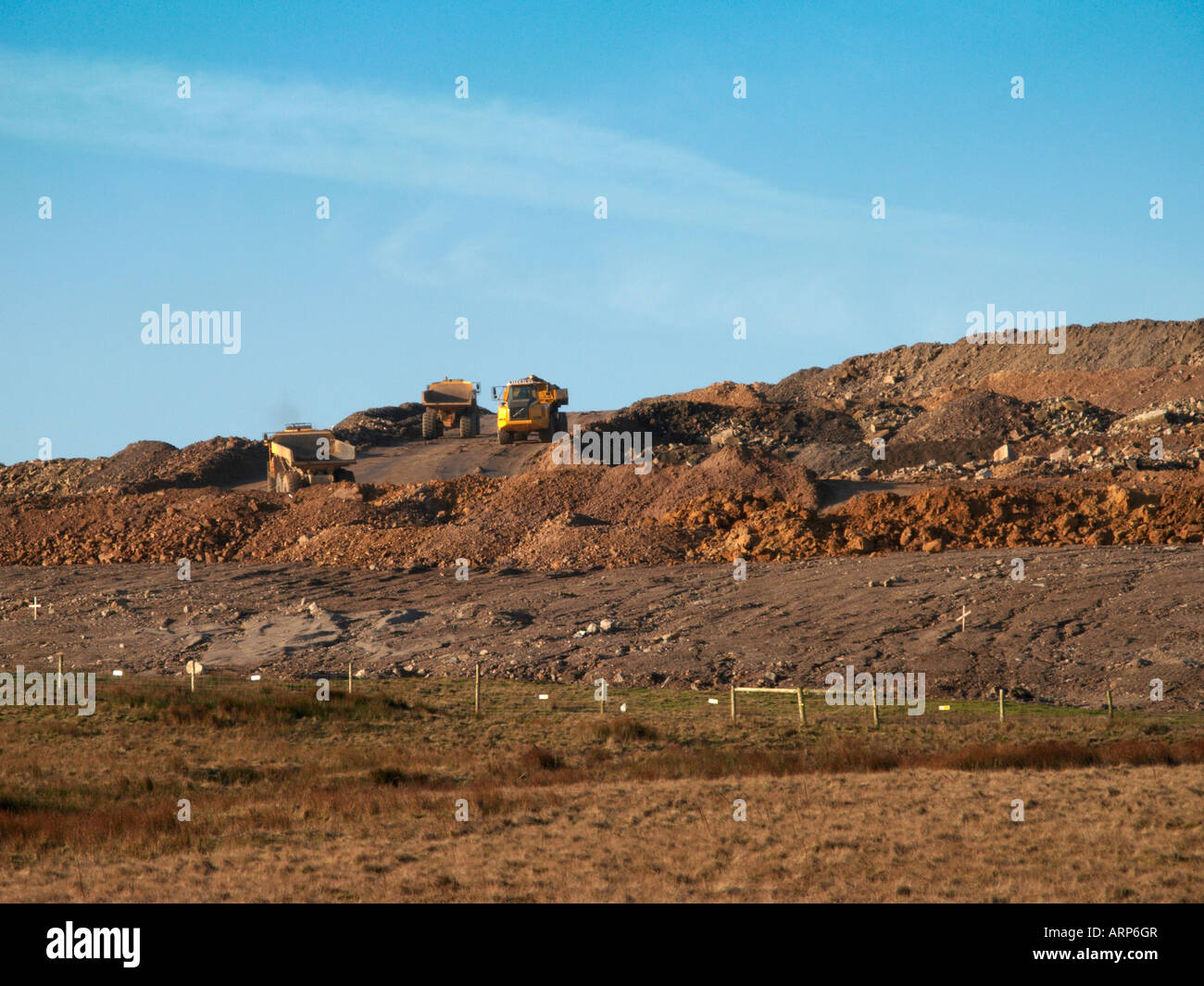 PEAT LANE, GREENHOW, NIDDERDALE, N YORKS, UK. 12th Feb 2008. Workings ...