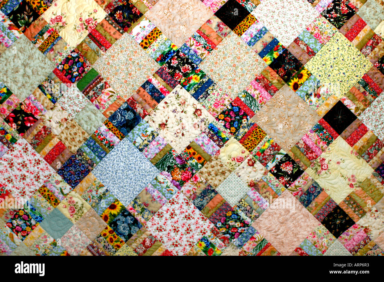Block quilt hi-res stock photography and images - Alamy