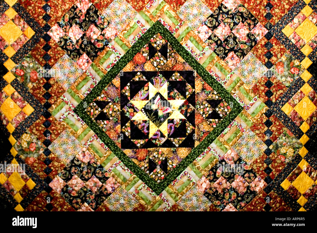 Quilt pattern hi-res stock photography and images - Alamy