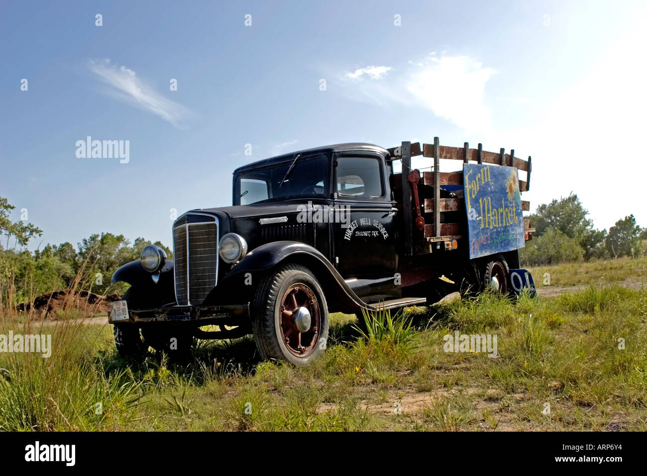 Old farmers truck hi-res stock photography and images - Alamy