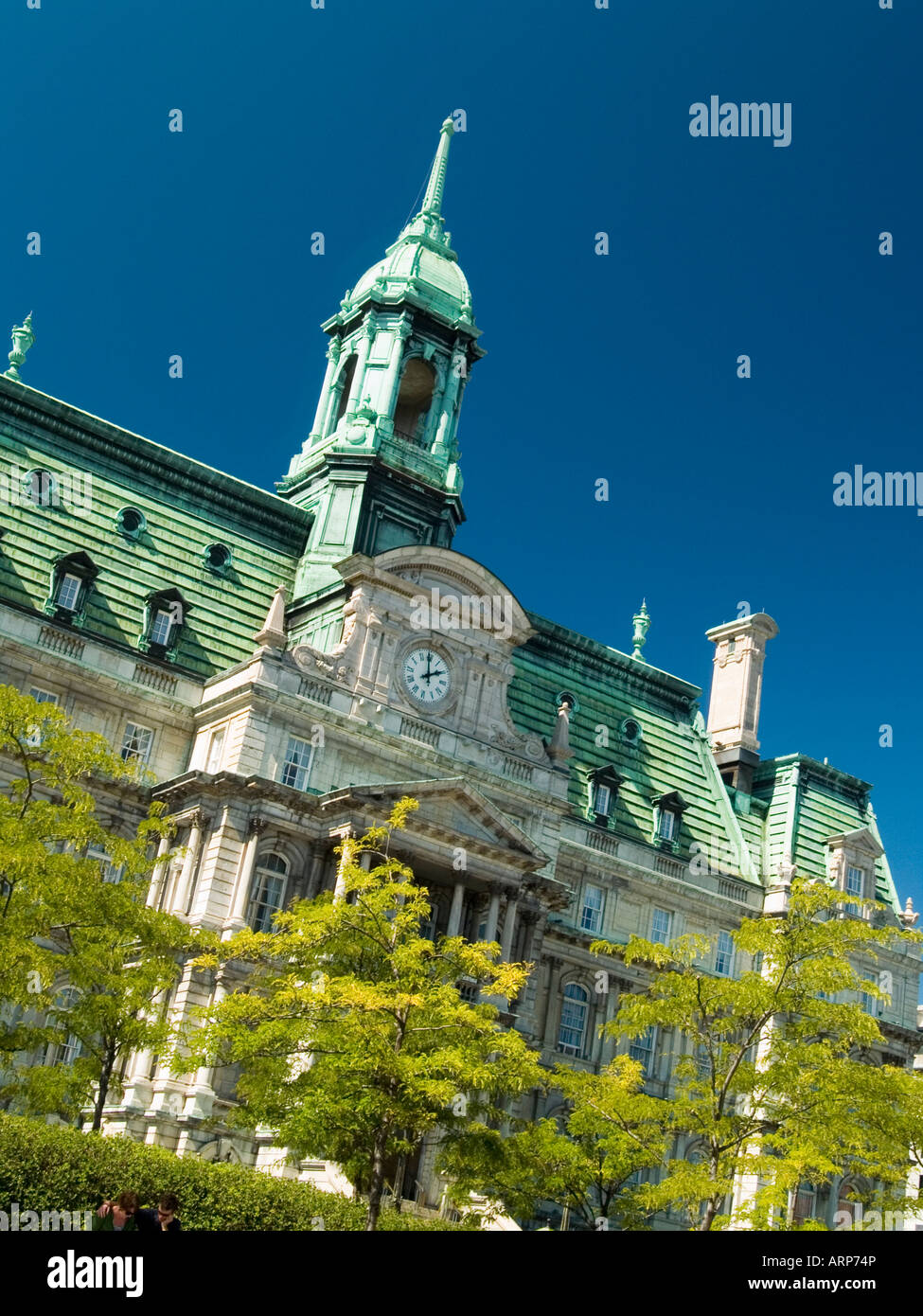 French provincial town hall hi-res stock photography and images - Alamy