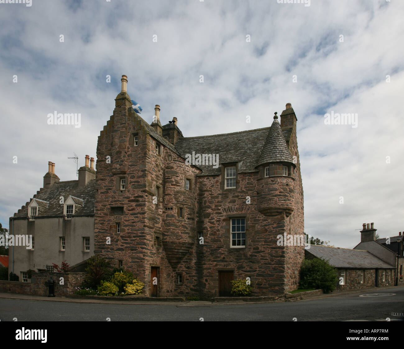 Castle historic fordyce aberdeenshire hi-res stock photography and ...