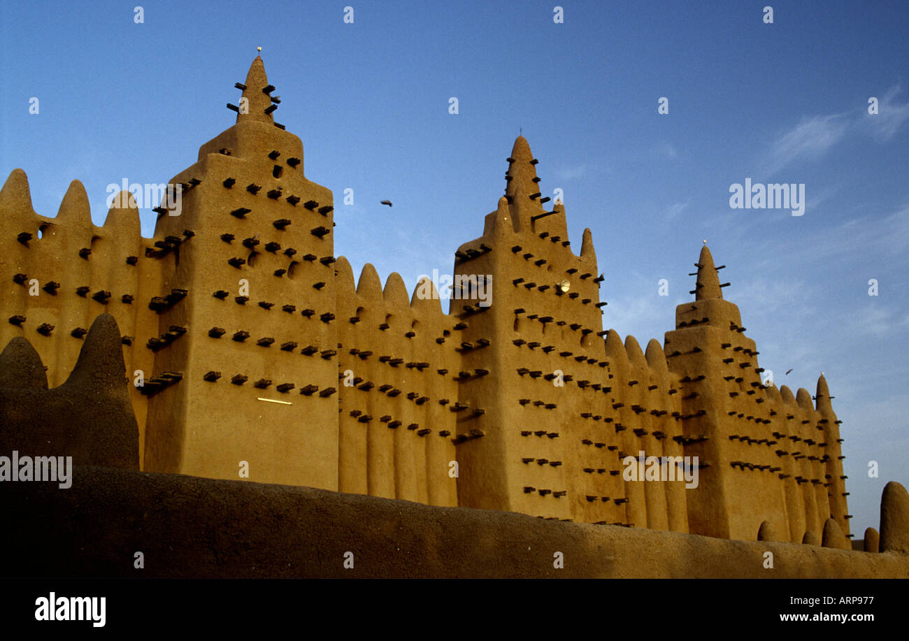 Mosque Djenne Mali in the early morning Stock Photo - Alamy