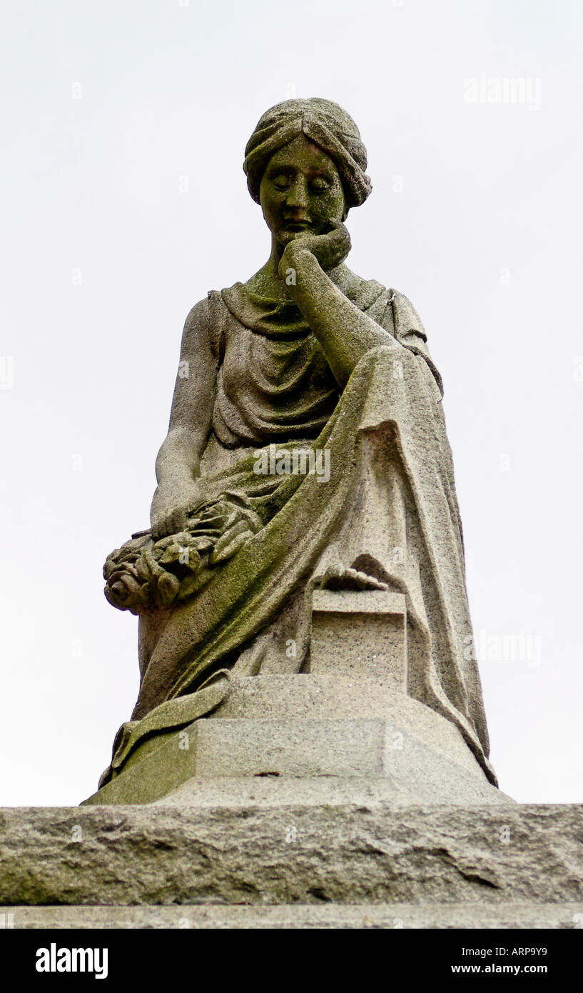 Tillicoultry hi-res stock photography and images - Alamy