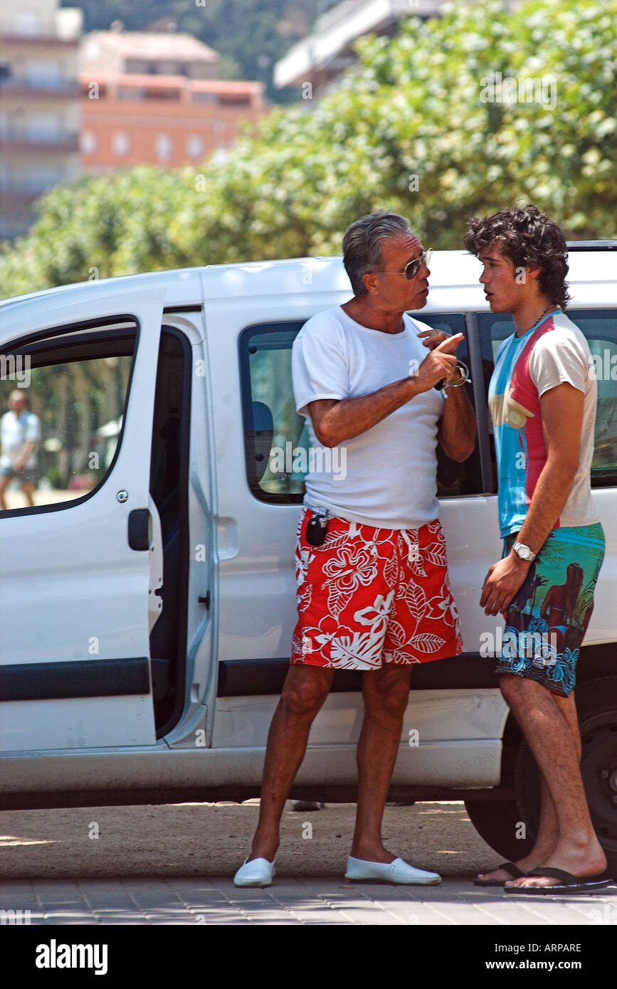 Two men arguing hi-res stock photography and images - Alamy